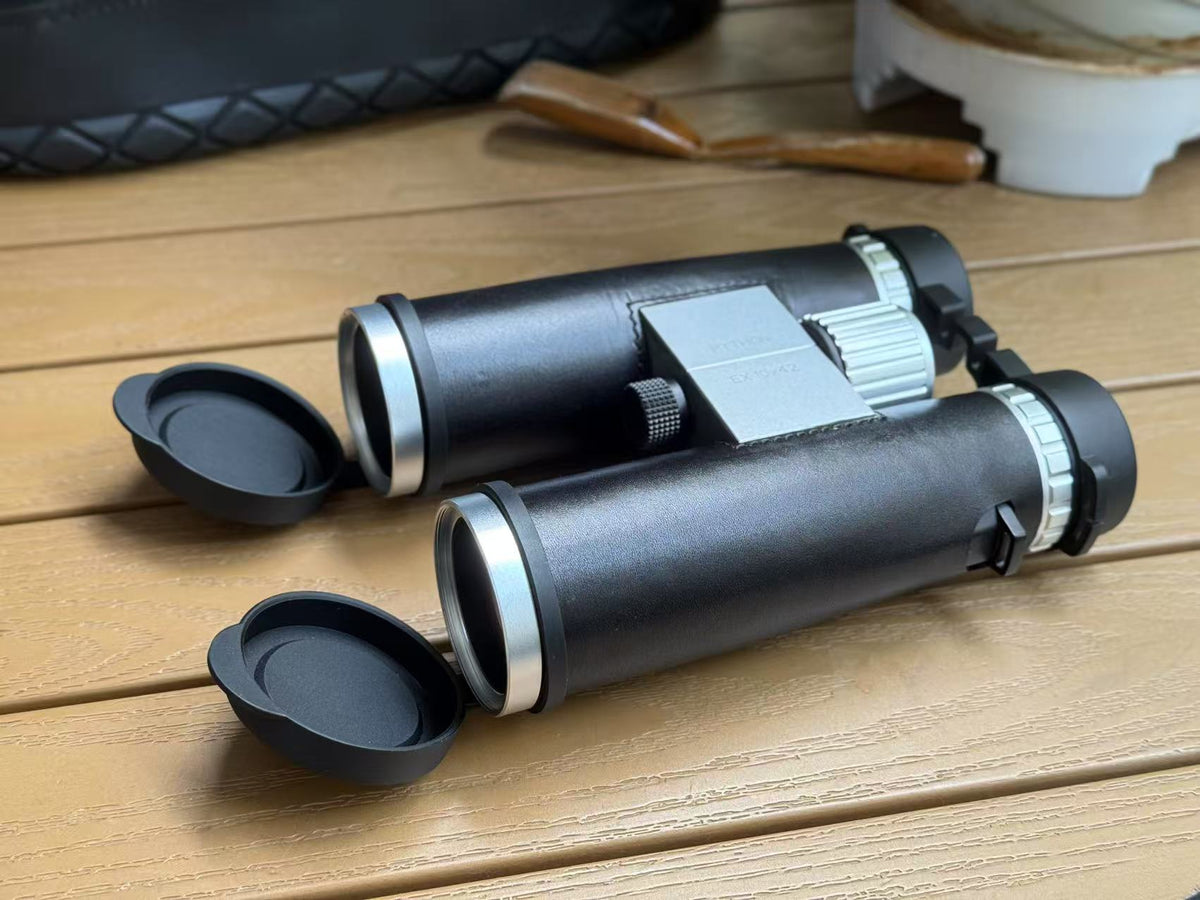 APEX 10x42 UHD – PYTHON OPTIC